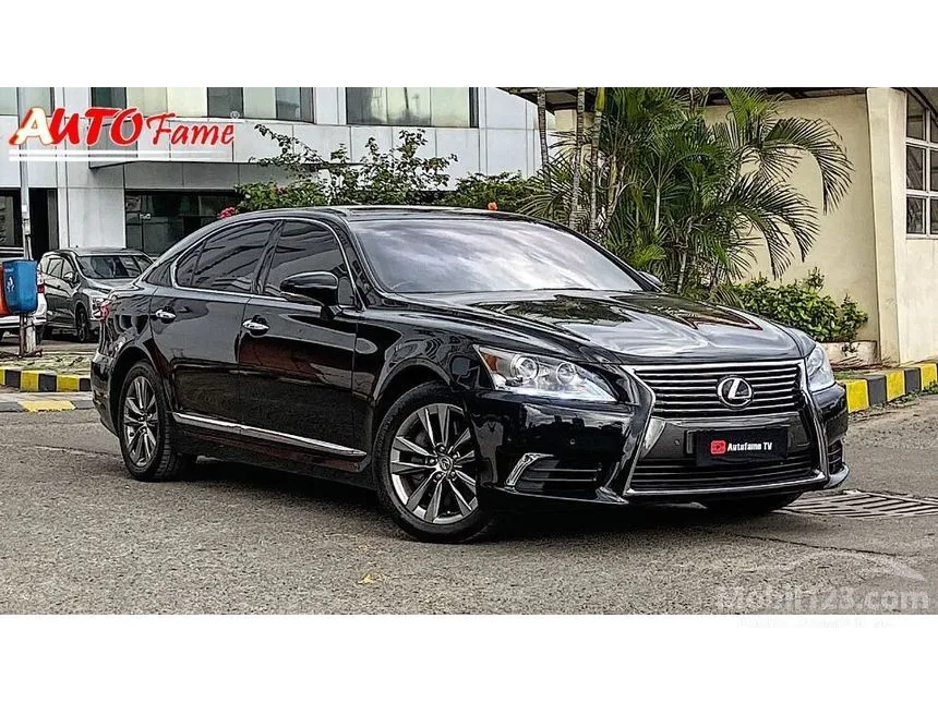 Jual Mobil Lexus LS460L 2014 LS460L 4.6 di DKI Jakarta Automatic Sedan ...