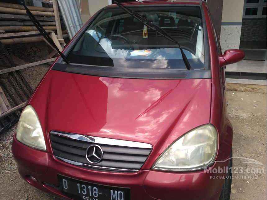 Jual Mobil Mercedes-Benz A140 2000 Classic 1.4 di Jawa Barat Manual ...