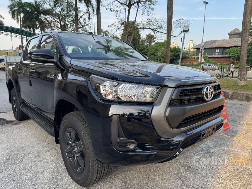 New 2026 Toyota Hilux 2.4 E Dual Cab Pickup-GREAT CNY PROMO NEW ...