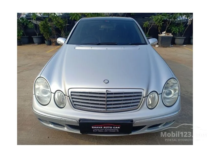 Jual Mobil Mercedes-Benz E240 2005 2.6 di DKI Jakarta Automatic Sedan Silver Rp 127.000.000 ...