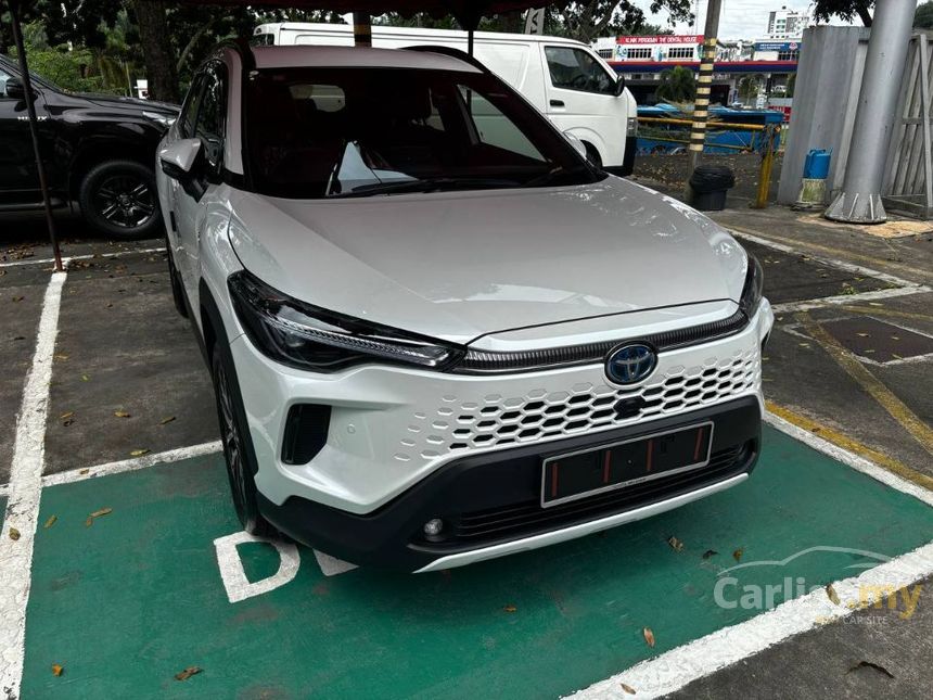 New 2025 Toyota Corolla Cross 1.8 HEV SUV - Carlist.my