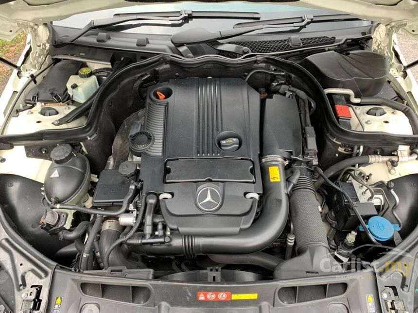 Mercedes-Benz C200 CGI 2012 AMG 1.8 in Selangor Automatic Sedan White ...
