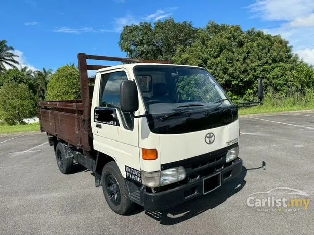 Toyota Hiace Johor FWD (Front Wheel Drive) | Carlist.my