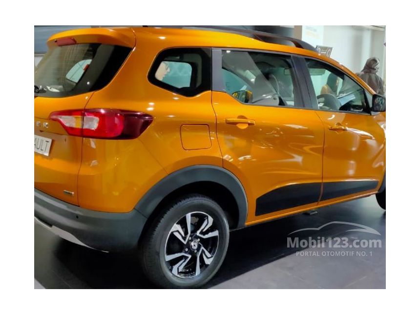 Jual Mobil Renault Triber 2020 RXZ 1.0 di Jawa Barat Manual Wagon ...
