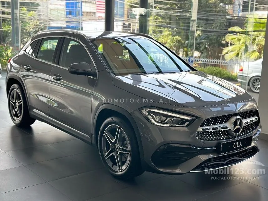 Jual Mobil Mercedes-Benz GLA200 2023 AMG Line 1.3 di Jawa Tengah ...