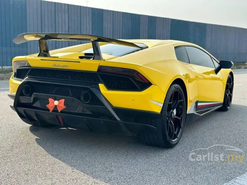 Used 2018 Lamborghini Huracan 5.2 LP640-4 Performante 4WD Coupe ...