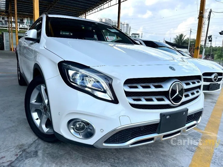 Recon 2018 Mercedes-Benz GLA220 2.0 4MATIC SUV - Carlist.my