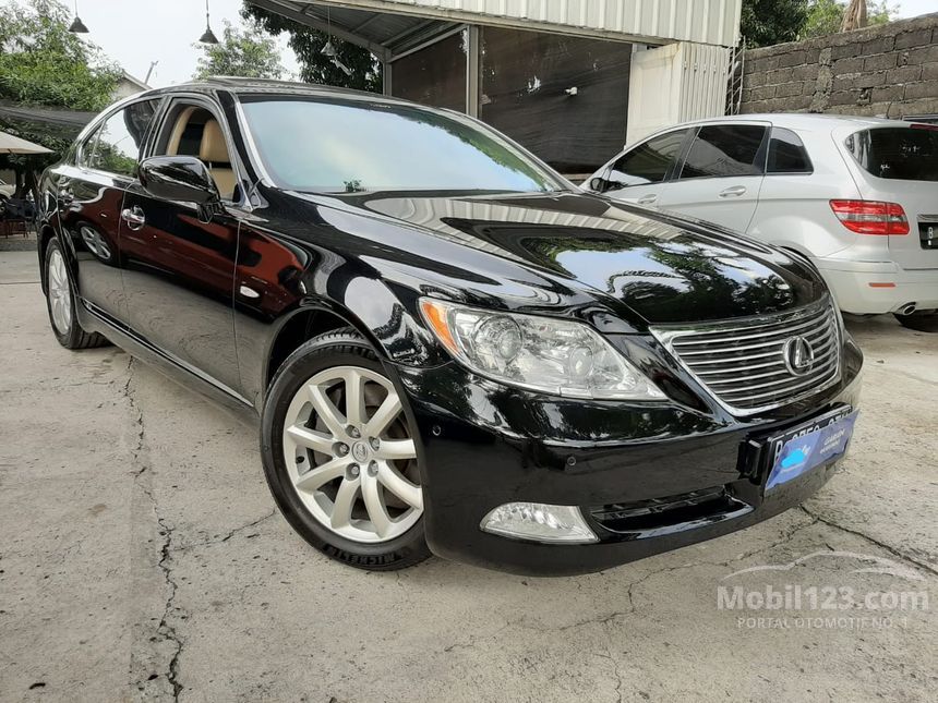 Jual Mobil Lexus LS460L 2009 4.6 di DKI Jakarta Automatic Sedan Hitam ...