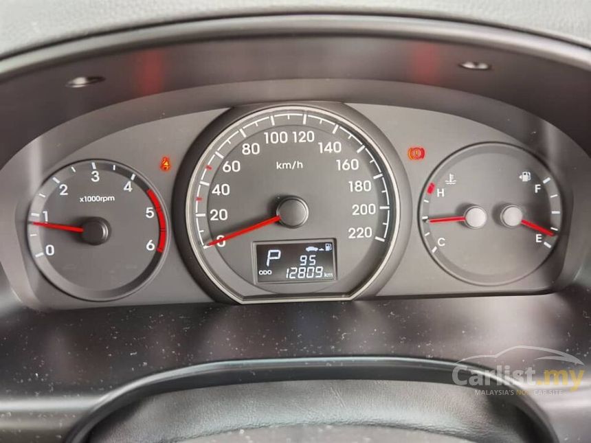 Used 2019 Hyundai Grand Starex Plus 1.5 (A) FACELIFT FULL SPEC 12 ...