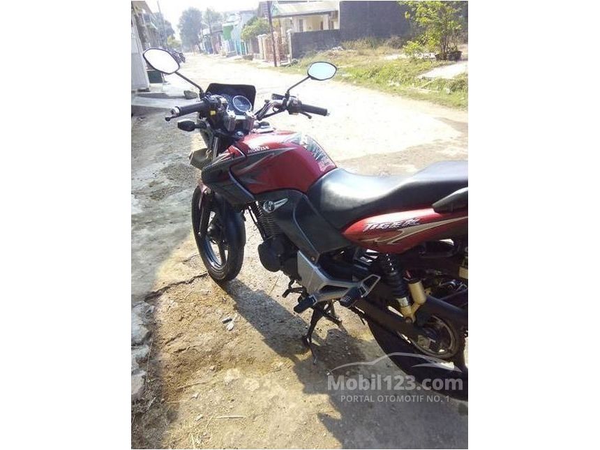 Jual Motor Honda Tiger 2013 0.2 di Jawa Barat Manual Merah Rp 16.900. ...