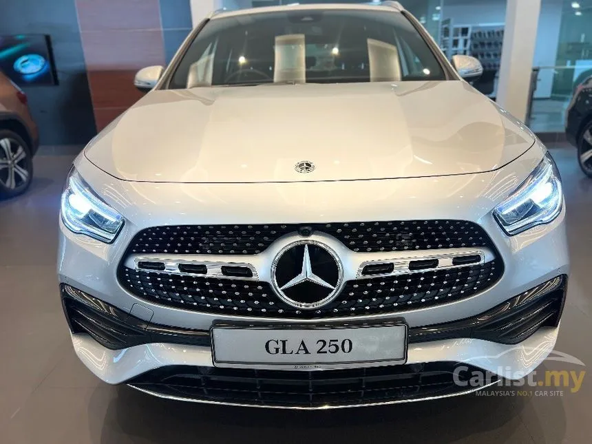 New 2023 Mercedes-Benz GLA250 2.0 AMG Line SUV - Carlist.my