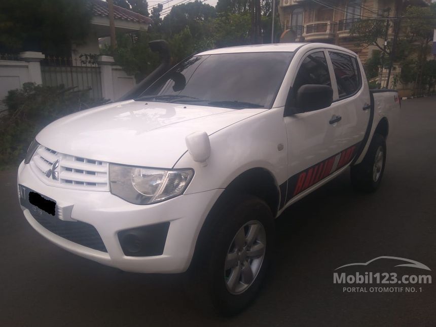 Jual Mobil Mitsubishi Strada Triton 2014 HD-X 2.8 di DKI Jakarta Manual ...