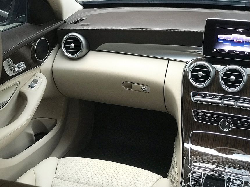 Mercedes-Benz C180 2016 1.6 in กรุงเทพและปริมณฑล Automatic Sedan สีดำ ...