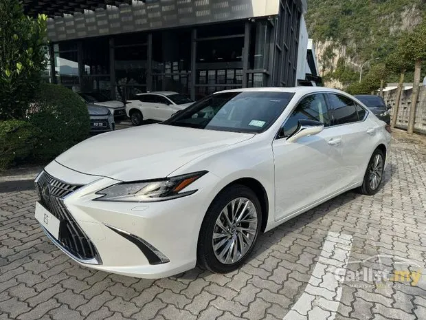 Used Lexus Es 250 2024 Cars for sale | Carlist.my