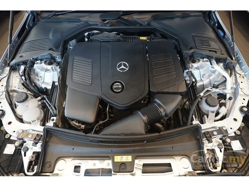 New 2022 Mercedes-Benz C300 2.0 AMG Line Sedan (A) - Carlist.my