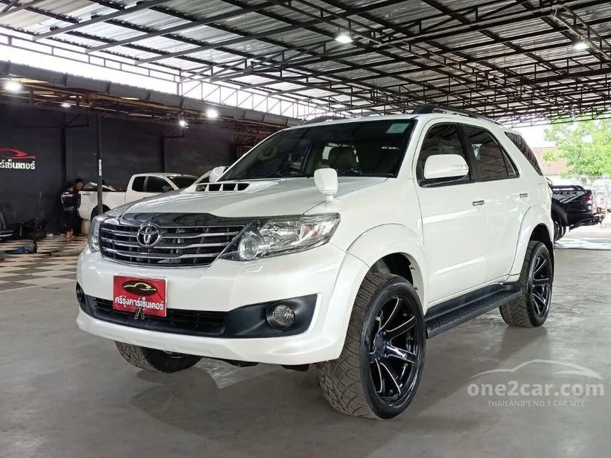 2013 Toyota Fortuner 3.0 (ปี 12-15) TRD Sportivo 4WD SUV มือสอง One2car