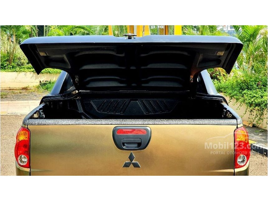 Jual Mobil Mitsubishi Strada Triton 2008 Exceed Hi-Power 2.5 di DKI ...