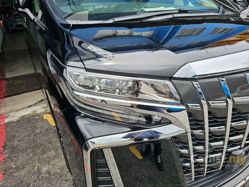 Recon 2020 Toyota Alphard 2.5 SC Sunroof 3 LED Pilot Seats Digital Inner Mirror Blind Spot ...