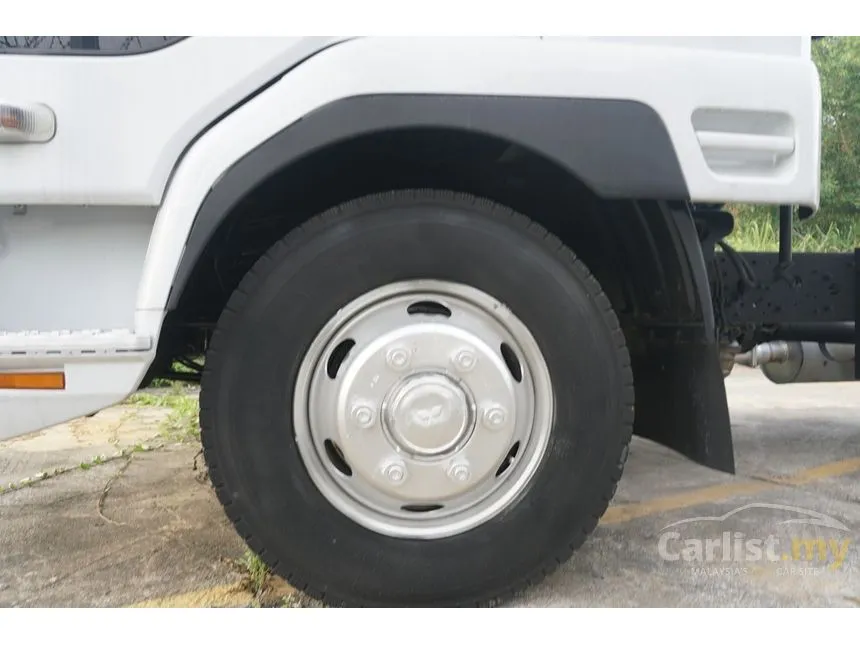 New 2022 Mitsubishi Fuso 4.9 Box 17FT Cab Chassis (M) - Carlist.my