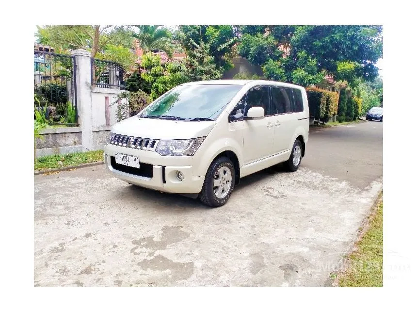 Jual Mobil Mitsubishi Delica 2015 D5 2.0 di Jawa Barat Automatic Van Wagon Putih Rp 225.000.000 ...