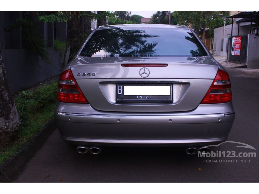 Jual Mobil Mercedes-Benz E240 2005 W211 2.6 di Banten Automatic Sedan Silver Rp 170.000.000 ...
