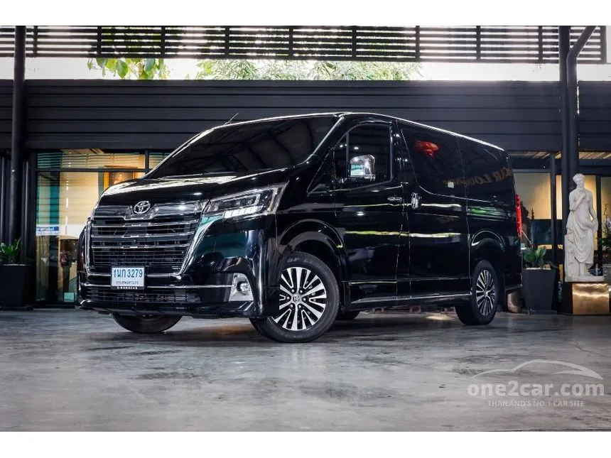 2020 Toyota Majesty 2.8 (ปี 19-30) Premium Van for sale on One2car