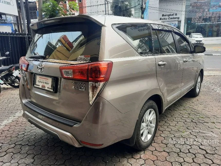 Jual Mobil Toyota Kijang Innova 2017 V 2.4 di DKI Jakarta Automatic MPV ...