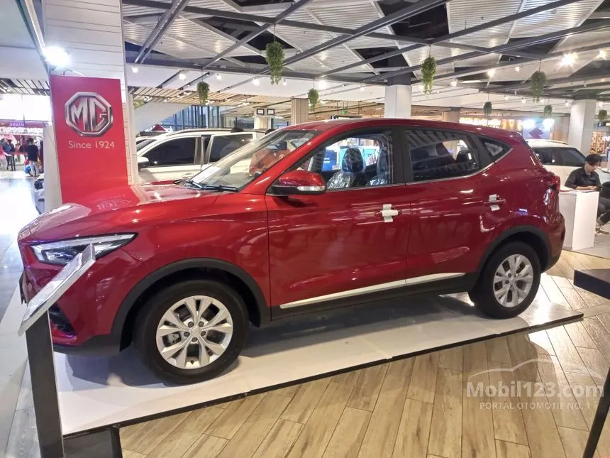 Jual Mobil MG ZS 2022 Activate 1.5 di Jawa Barat Automatic Wagon Merah ...
