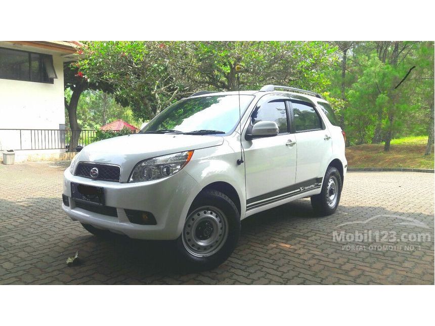 Jual Mobil Daihatsu Terios 2010 TX 1.5 di Jawa Barat Automatic SUV ...