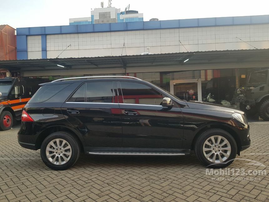 Jual Mobil Mercedes-Benz ML250 2015 CDI 2.1 di DKI Jakarta Automatic ...
