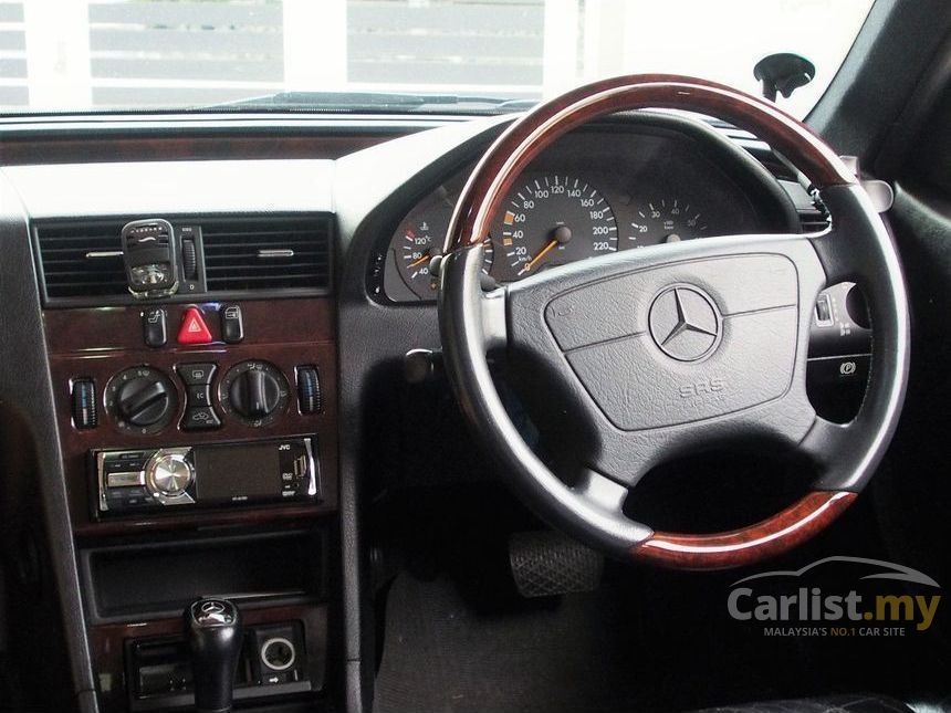 Mercedes-Benz C230 2000 2.3 in Negeri Sembilan Automatic Sedan Blue for ...