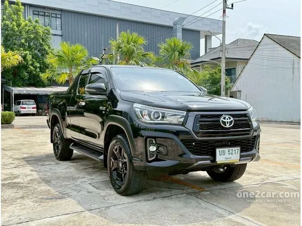 ซื้อรถมือสอง Toyota Hilux Revo smart-cab 2.8 G Rocco Smart Cab 4WD ราคา ...