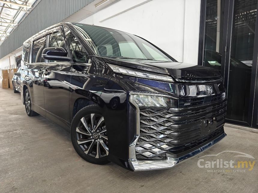 Recon 2022 Toyota Voxy 2.0 SZ Grade 4.5 LED PCS LDA 2 Power Door 7 ...