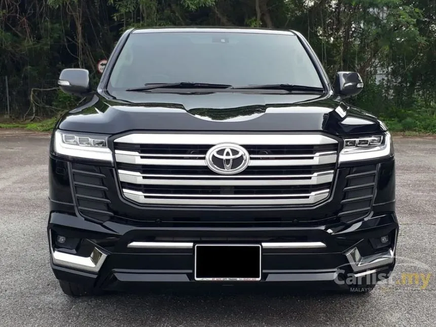 Used Toyota Land Cruiser 4.6 ZX SUV NEW FACELIFT MODEL LC300 / SUNROOF / PRIVIOUS OWNER VVIP ...