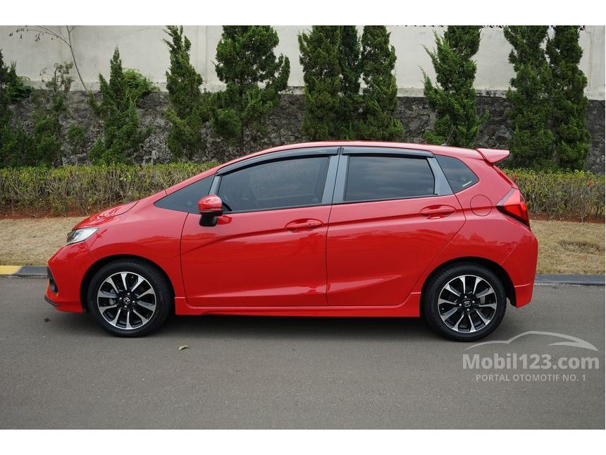 Jual Mobil Honda Jazz 2017 RS 1.5 di DKI Jakarta Automatic Hatchback ...