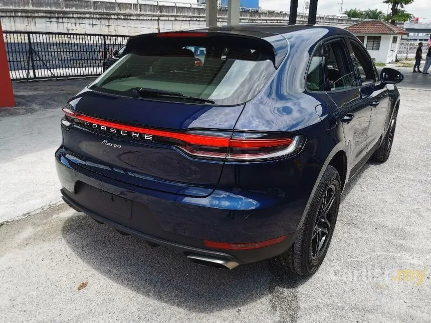 Recon 2019 Porsche Macan 2.0L FACELIFT Dark Blue Colour With Sunroof UK ...