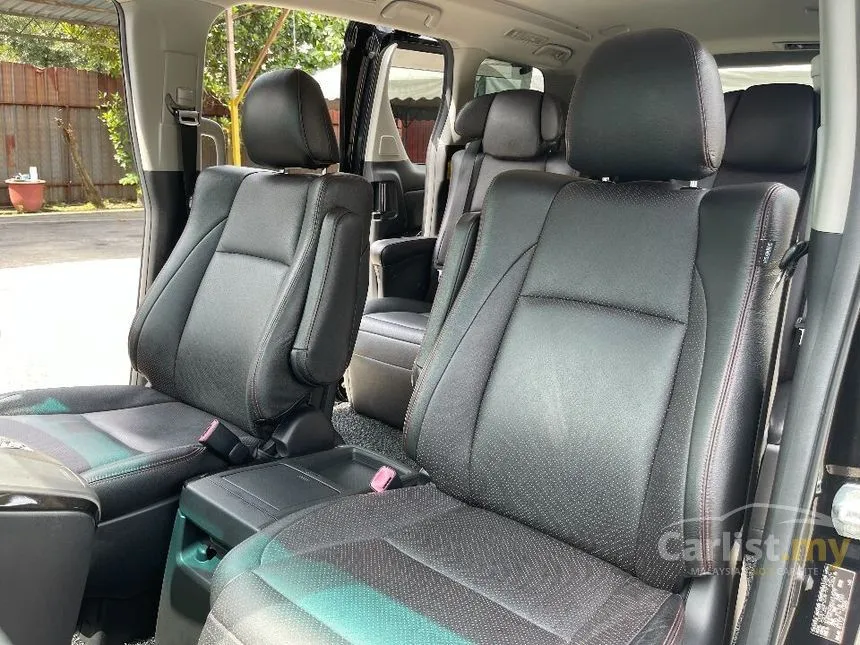 Used 2012 / 2018 Toyota Vellfire 2.4 Z G (A), PILOT SEAT, 2 POWER DOOR ...