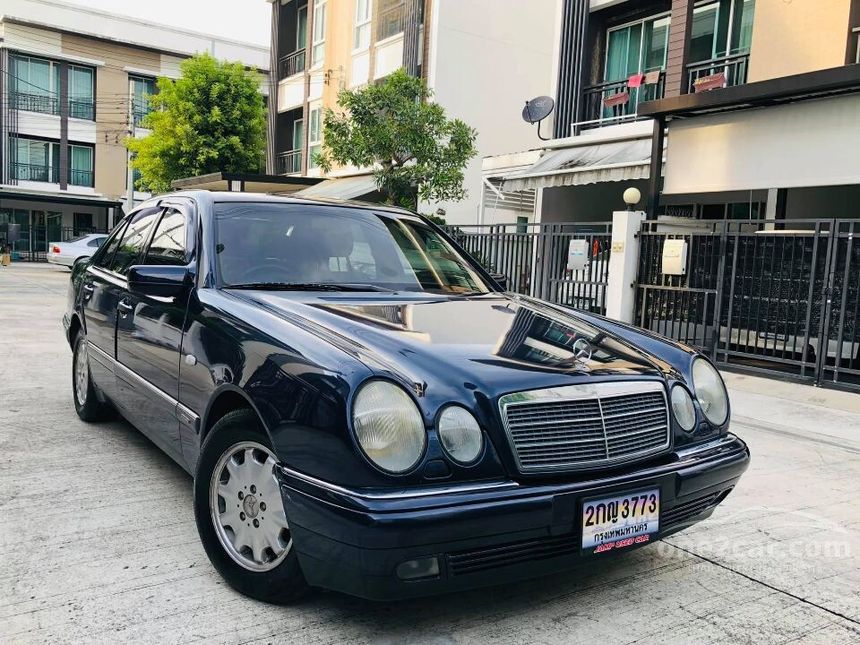 1998 Mercedes-Benz E230 2.3 W210 (ปี 95-03) Elegance Sedan for sale on ...