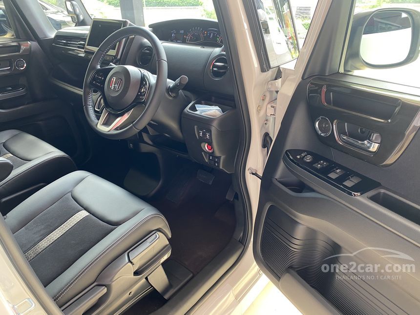Honda N-BOX 2020 Custom 0.7 in กรุงเทพและปริมณฑล Automatic Hatchback สี ...