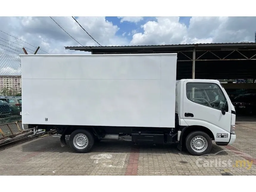新的 Toyota Dyna Box 12Ft Yr2022 Unreg - Carlist.my