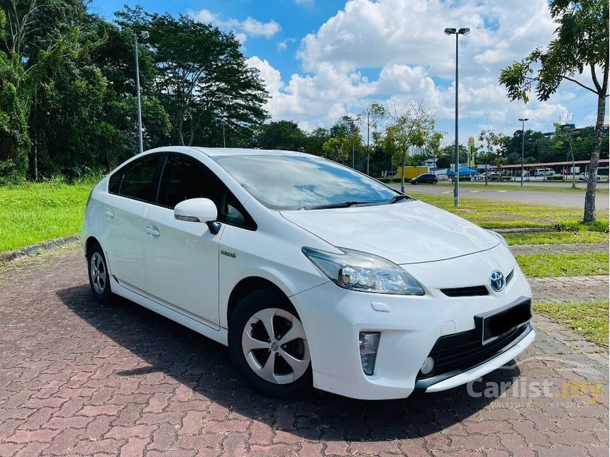 Used 2014 Toyota Prius 1.8 Hybrid Luxury Hatchback CARKING / EASY LON ...