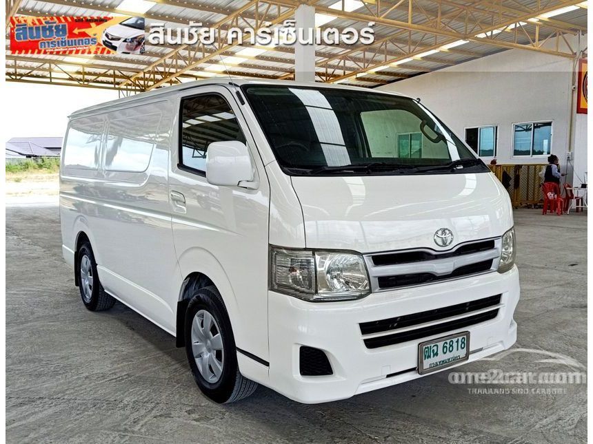 Toyota Hiace 2011 D4D 2.5 in ภาคตะวันออก Manual Van สีขาว for 399,900 ...