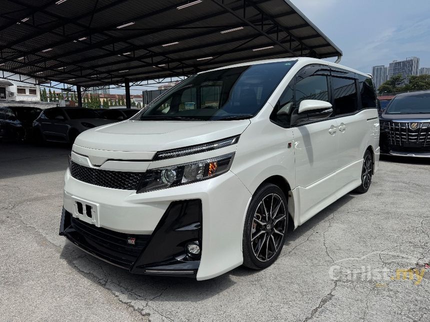 Toyota Voxy 2.0 ZS GR Sport 2021 - RM 139,000 - Carlist.my