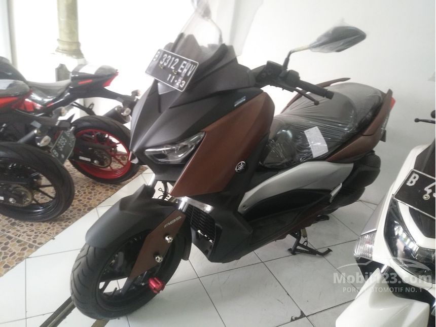 Jual Motor Yamaha X-MAX 2017 0.3 di Jawa Barat Automatic Others Coklat ...