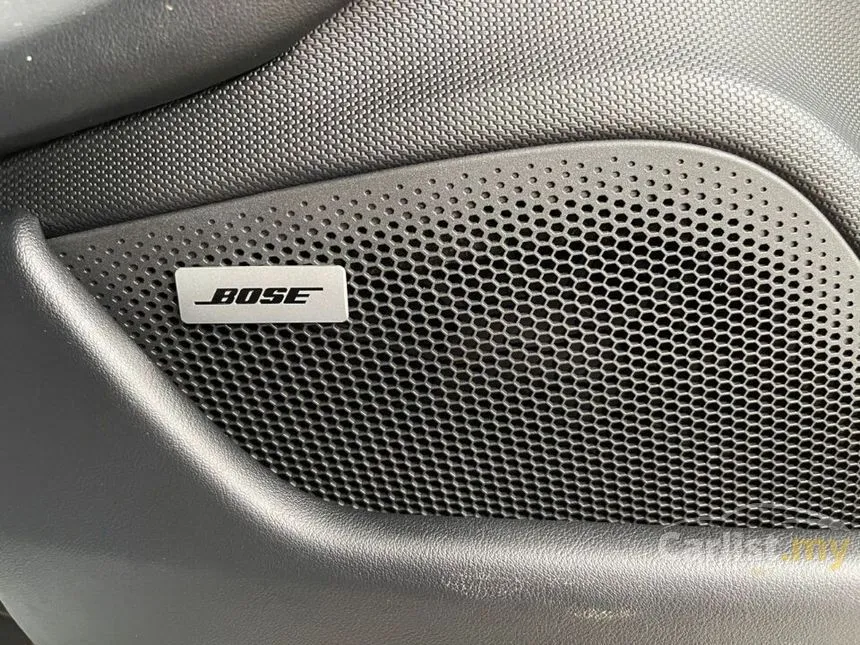 Recon 2021 Porsche Taycan 4 Cross Turismo Wagon - Carlist.my