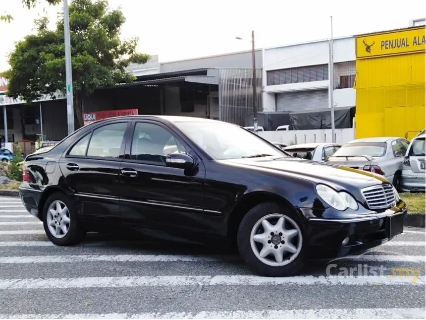 Mercedes-Benz C200K 2003 2.0 in Johor Automatic Sedan Black for RM ...