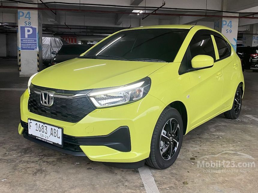 Jual Mobil Honda Brio 2024 E Satya 1.2 di Jawa Barat Automatic ...