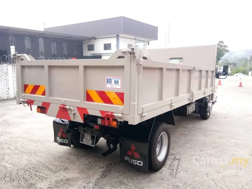 New 2022 Mitsubishi Fuso 4.9 Box 17FT Cab Chassis (M) - Carlist.my