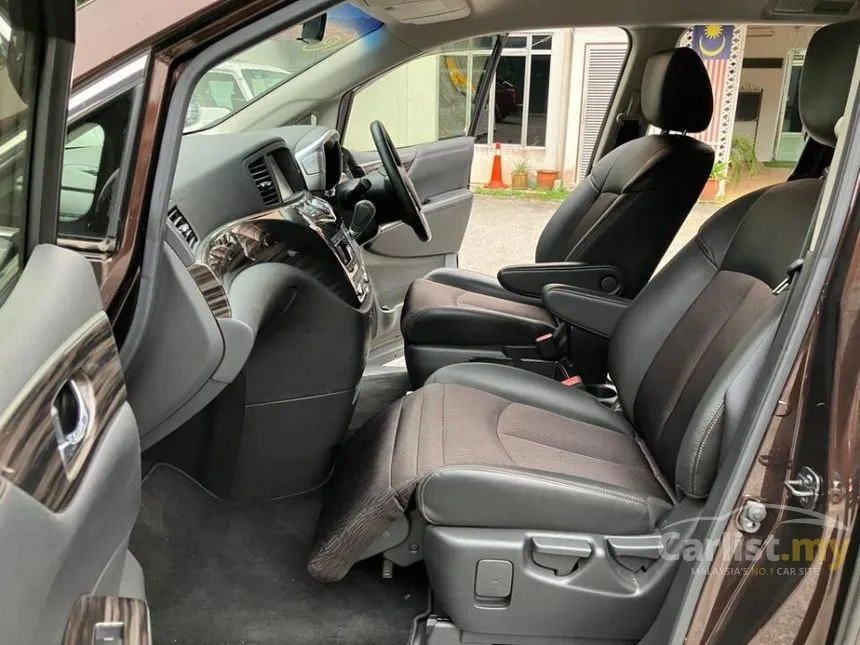 Recon 2018 Nissan Elgrand 2.5 HS unreg sst included - Carlist.my