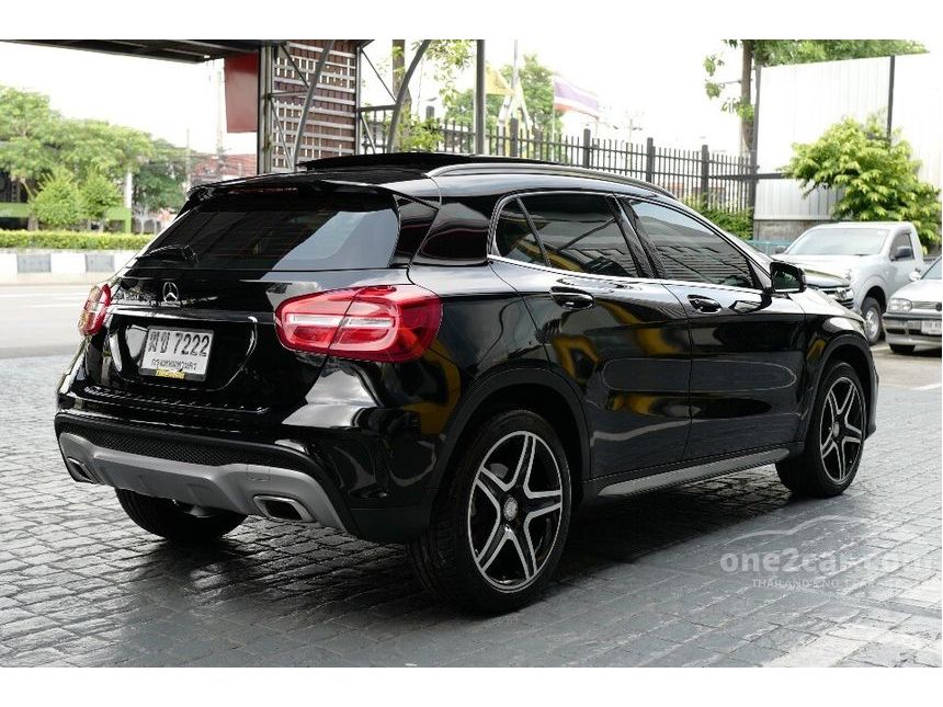 Mercedes-Benz GLA250 2016 W156 (ปี 14-17) AMG Dynamic 2.0 เกียร์ ...